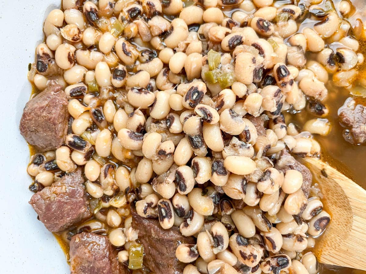 Fresh Black Eyed Peas With Oxtails : Cooking With Bliss